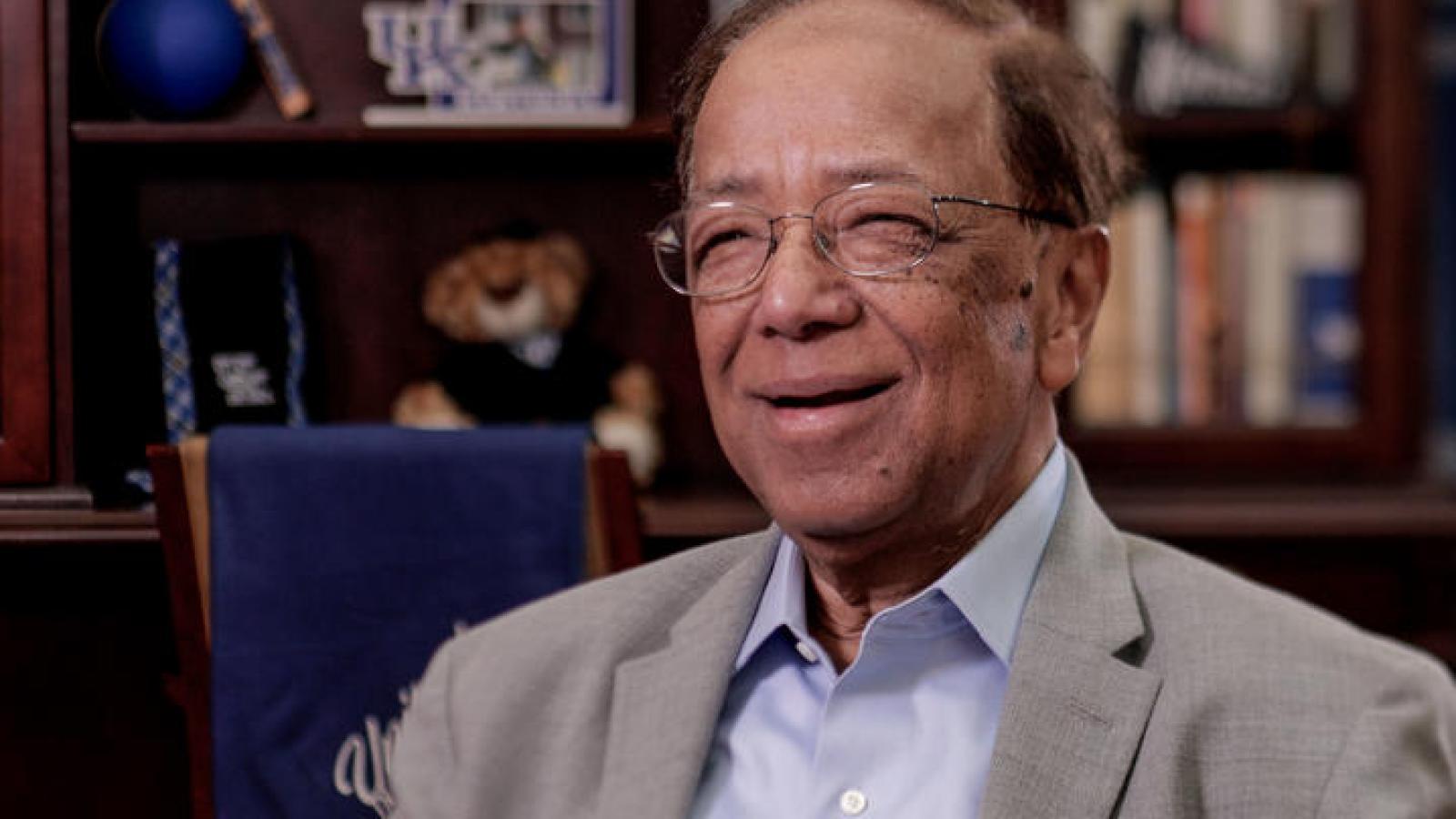 Great Teachers 2023: Dibakar Bhattacharyya helps students realize their ... Great Teachers 2023: Dibakar Bhattacharyya helps students realize their ...